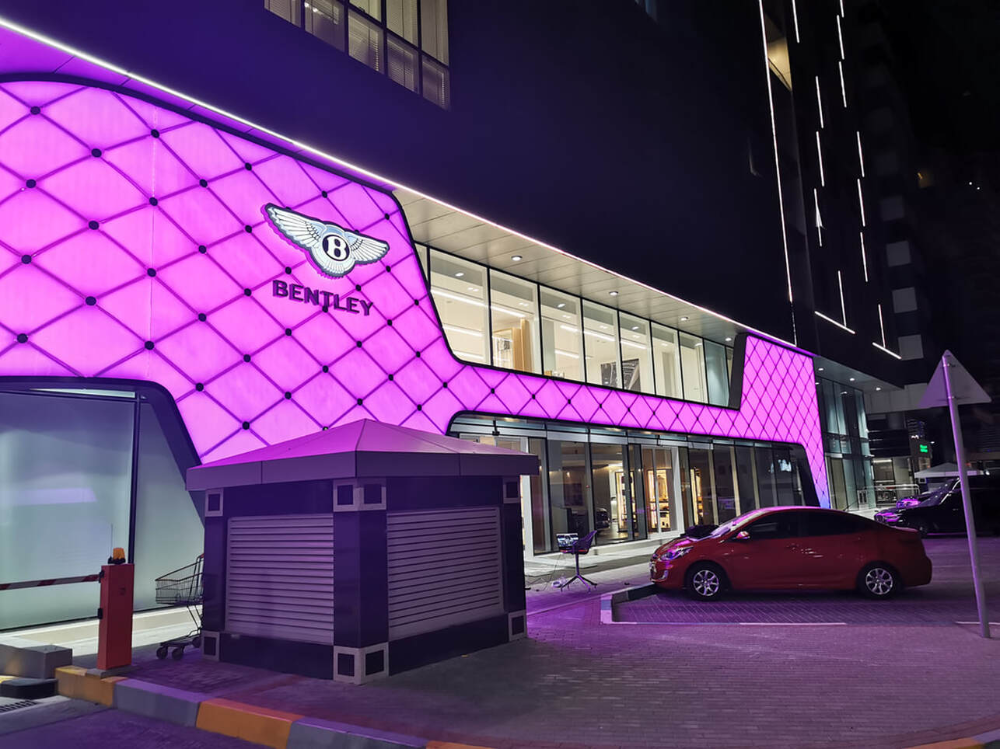 Outdoor LED Mesh Screen Light Media Facade Project - Buy led mesh ...